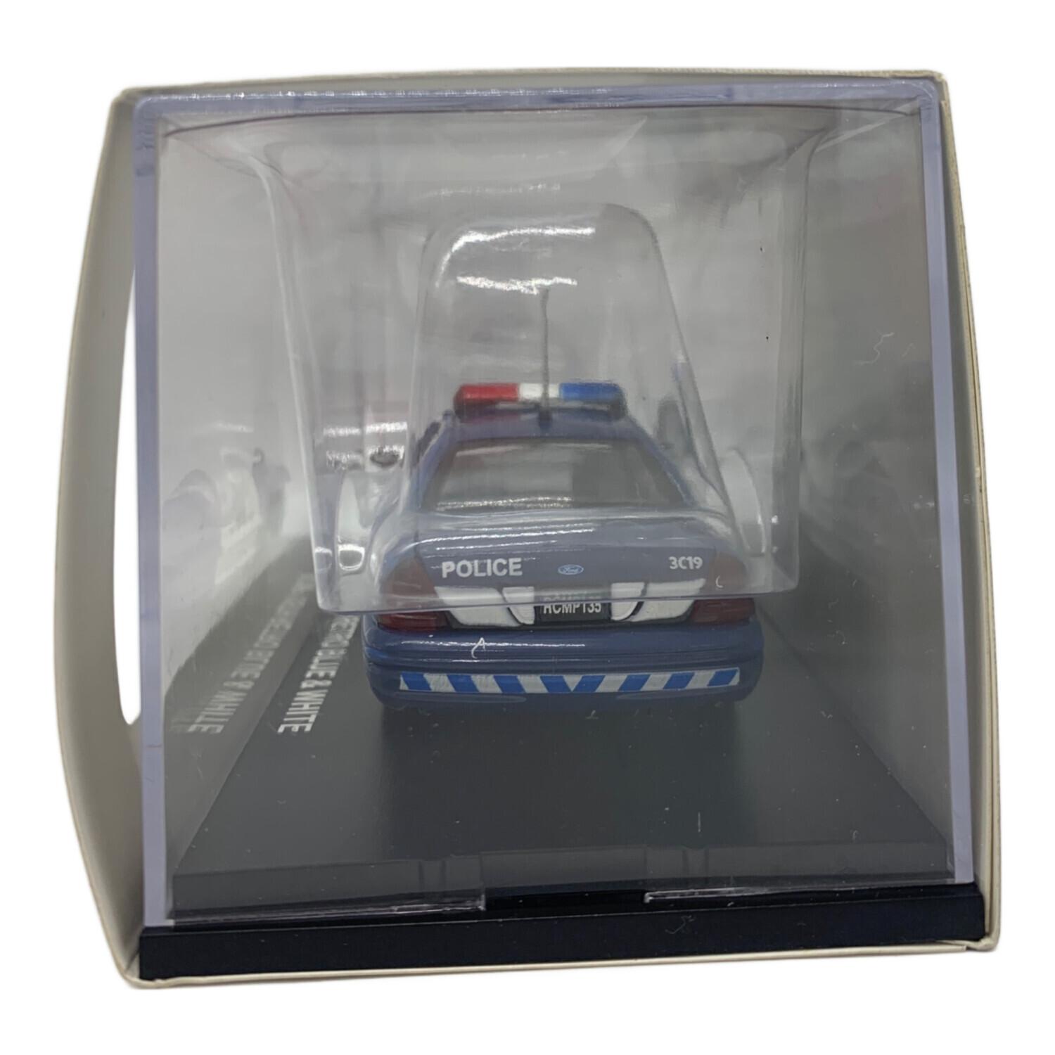 First Response (ファーストレスポンス) ミニカー 1/43 Ford Crown Victoria RCMP Retro｜トレ ...