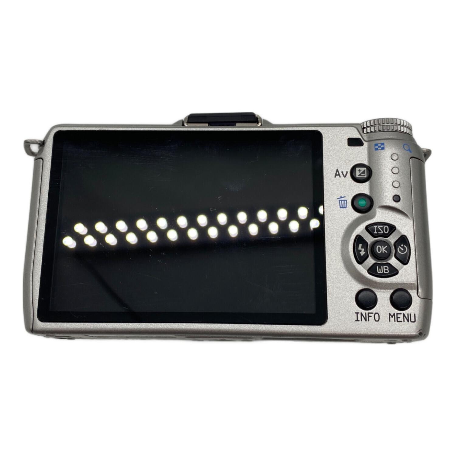 PENTAX (ペンタックス) デジタル一眼レフカメラ レンズ付き Q10 -｜トレファクONLINE