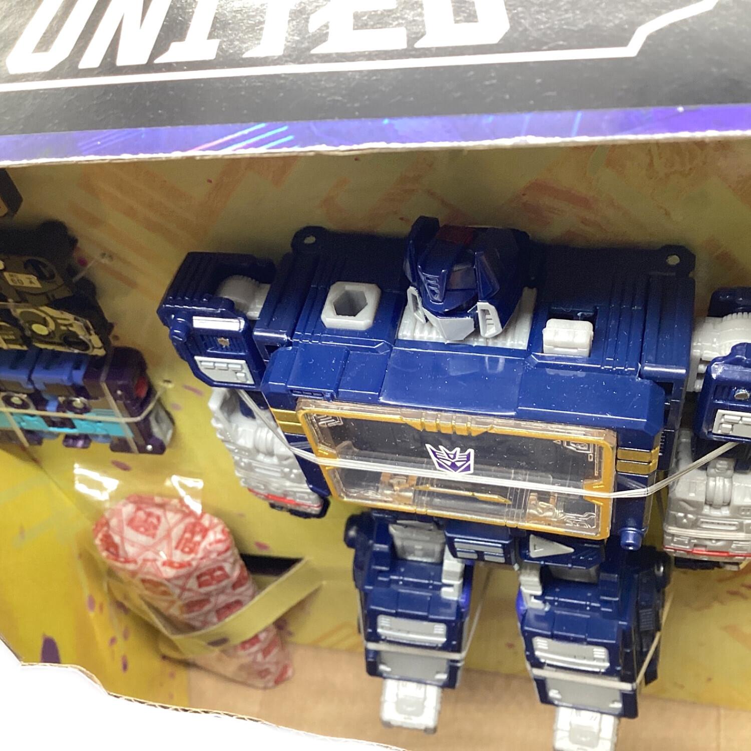 フィギュア ※箱ダメージ有り トランスフォーマー レガシー TL-84 サウンドウェーブセット｜トレファクONLINE