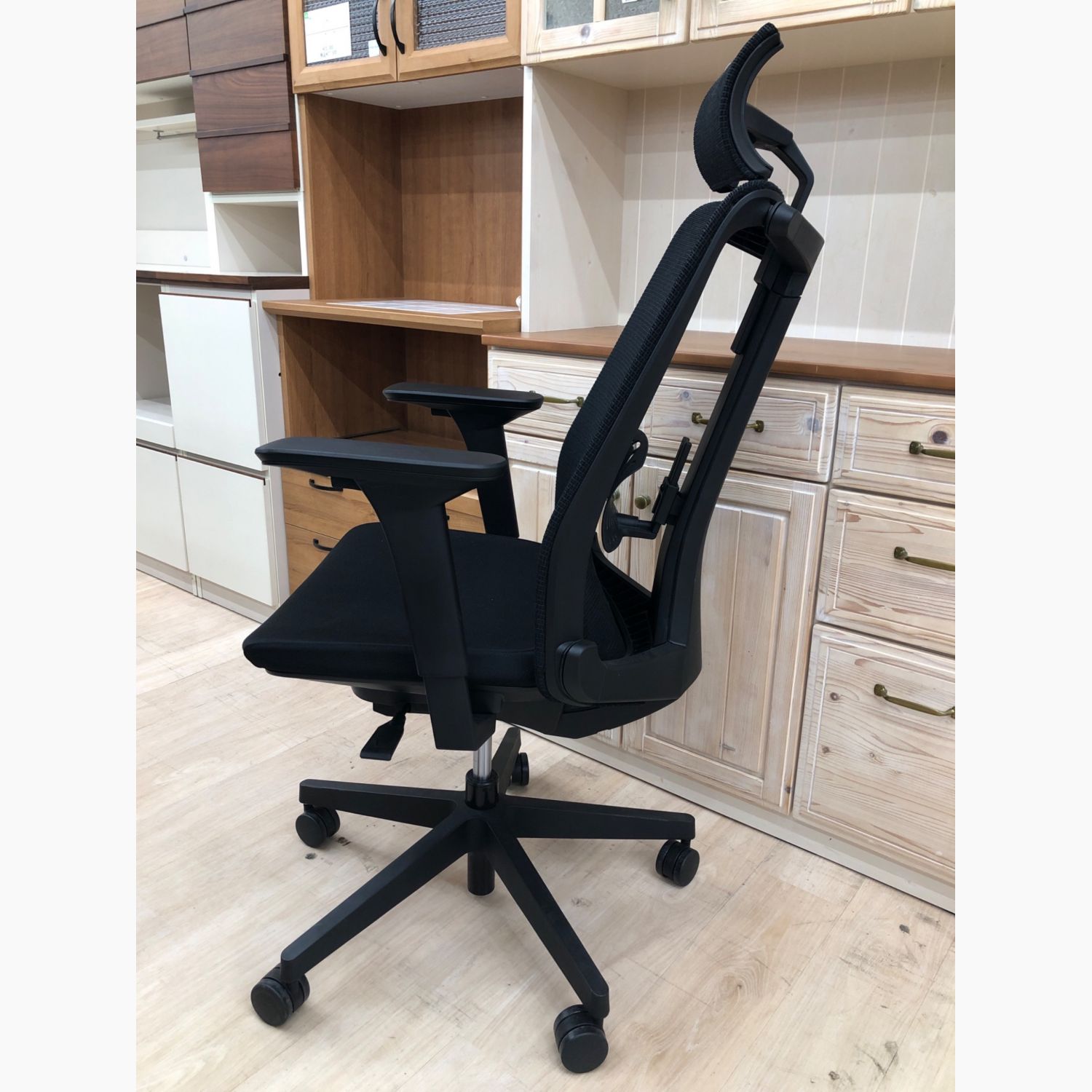 ITOKI (イトーキ) ワークチェアー ブラック 5 YL8-BL-AEL サリダ｜トレファクONLINE