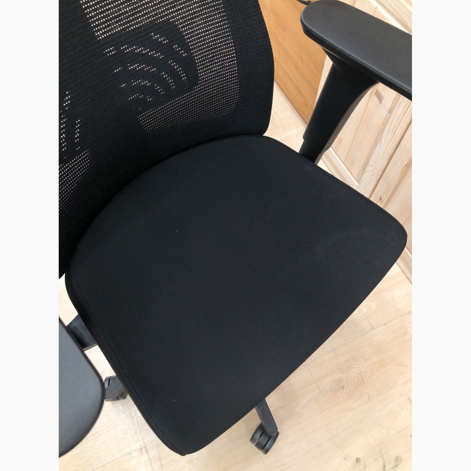 ITOKI (イトーキ) ワークチェアー ブラック 5 YL8-BL-AEL サリダ｜トレファクONLINE