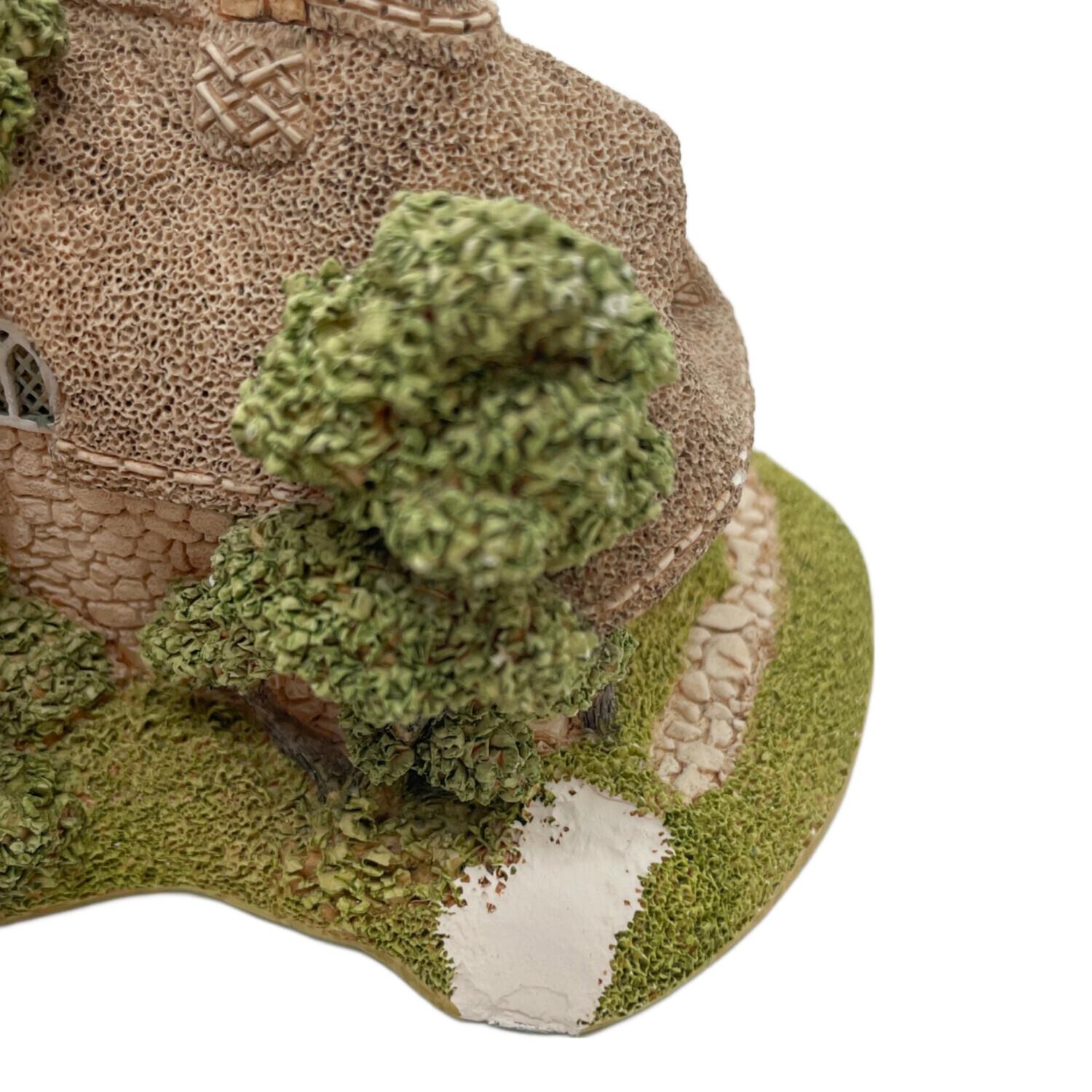 Lilliput Lane (リリパットレーン) 置物 rustic root house｜トレファクONLINE