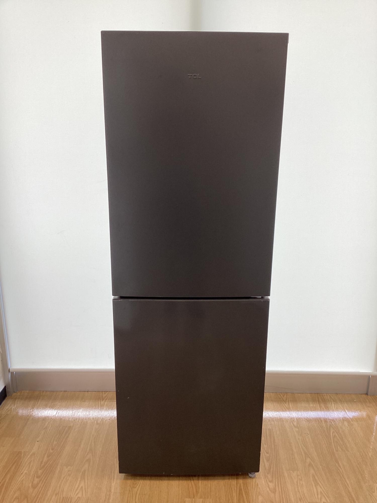 TCL (ティーシーエル) 2ドア冷蔵庫 186L 2024年製 P186BFN｜トレファクONLINE
