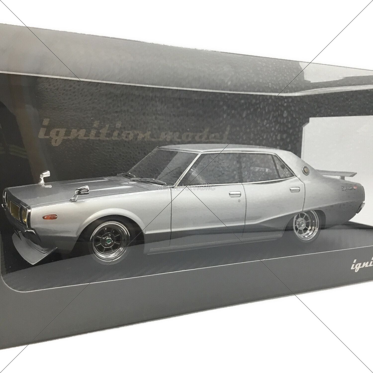 ignition model(イグニッションモデル) ダイキャストカー 1/18 Nissan Skyline 2000 GT-X GC110(シルバー) IG1978｜トレファクONLINE