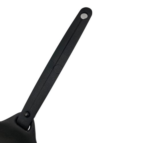 OIGEN (オイゲン) ピアット 南部鉄器 F-461｜トレファクONLINE