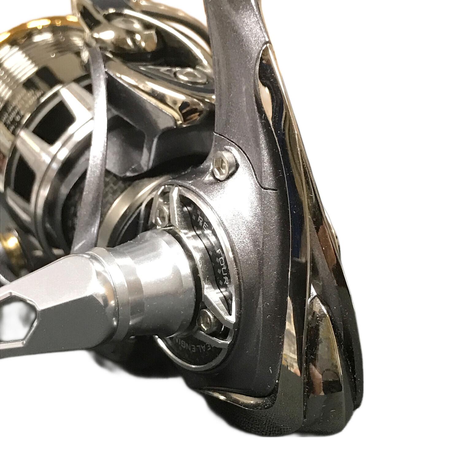 DAIWA (ダイワ) スピニングリール 12 EXIST （イグジスト） 2004 055511｜トレファクONLINE