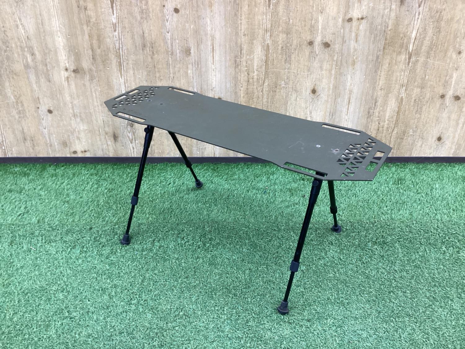 VENTLAX (ヴェントラクス) アウトドアテーブル オリーブ TAKIBI SIDE TABLE「VLAT-M70」｜トレファクONLINE